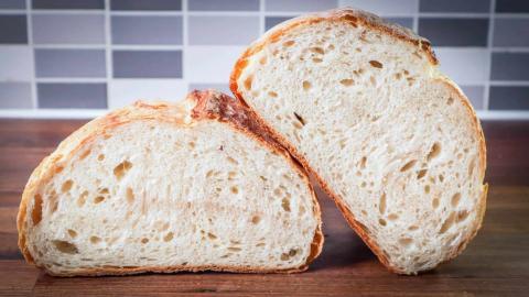 Improving The Basic White Bread By Using a Preferment - ChainBaker