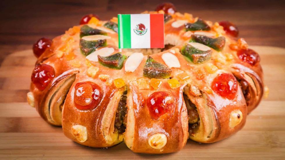 Rosca de Reyes, Mexican Christmas Bread Recipe - ChainBaker