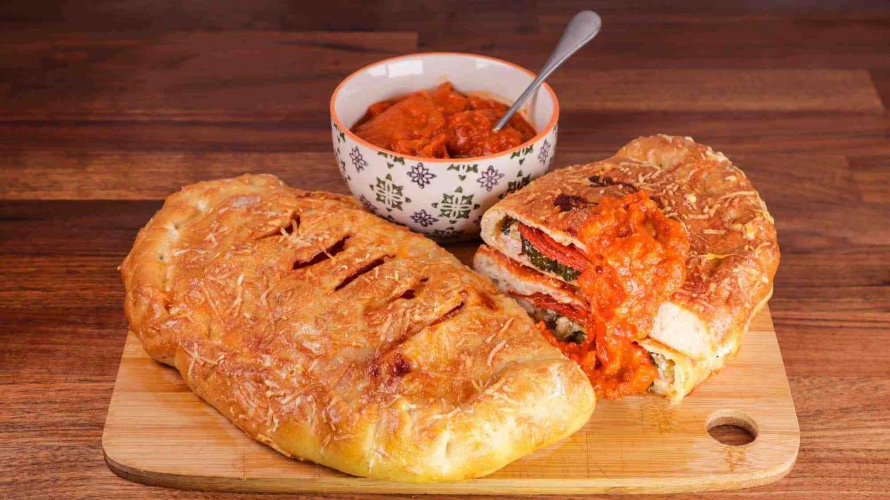 Easy and Delicious Handmade Calzone Recipe - ChainBaker