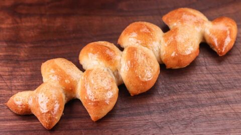 How to Make Pain D’epi (Wheat Stalk Baguettes) - ChainBaker